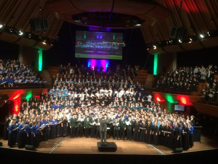 Wellington.Scoop » PHOTO: Massed choir of 800 voices sings as climax to ...