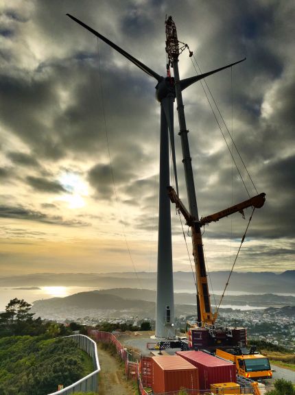 Wellington.Scoop » TEN PHOTOS: Brooklyn’s big new wind turbine is completed