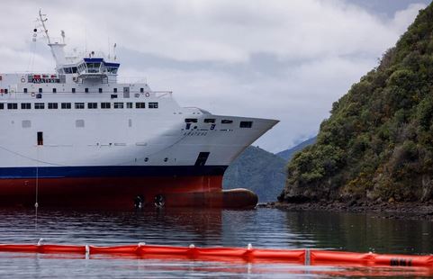 Wellington.Scoop » Interislander refloated after steering failure ...
